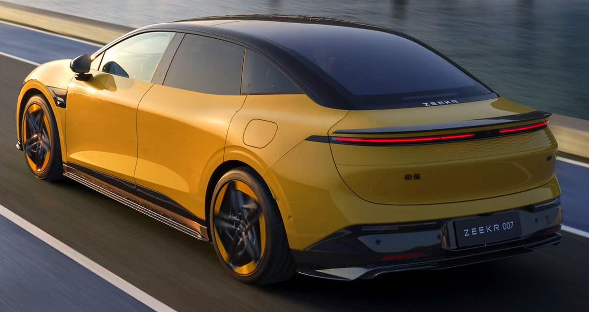 Zeekr แบรนด์รถไฟฟ้าพรีเมียม มีลุ้นเข้าไทย